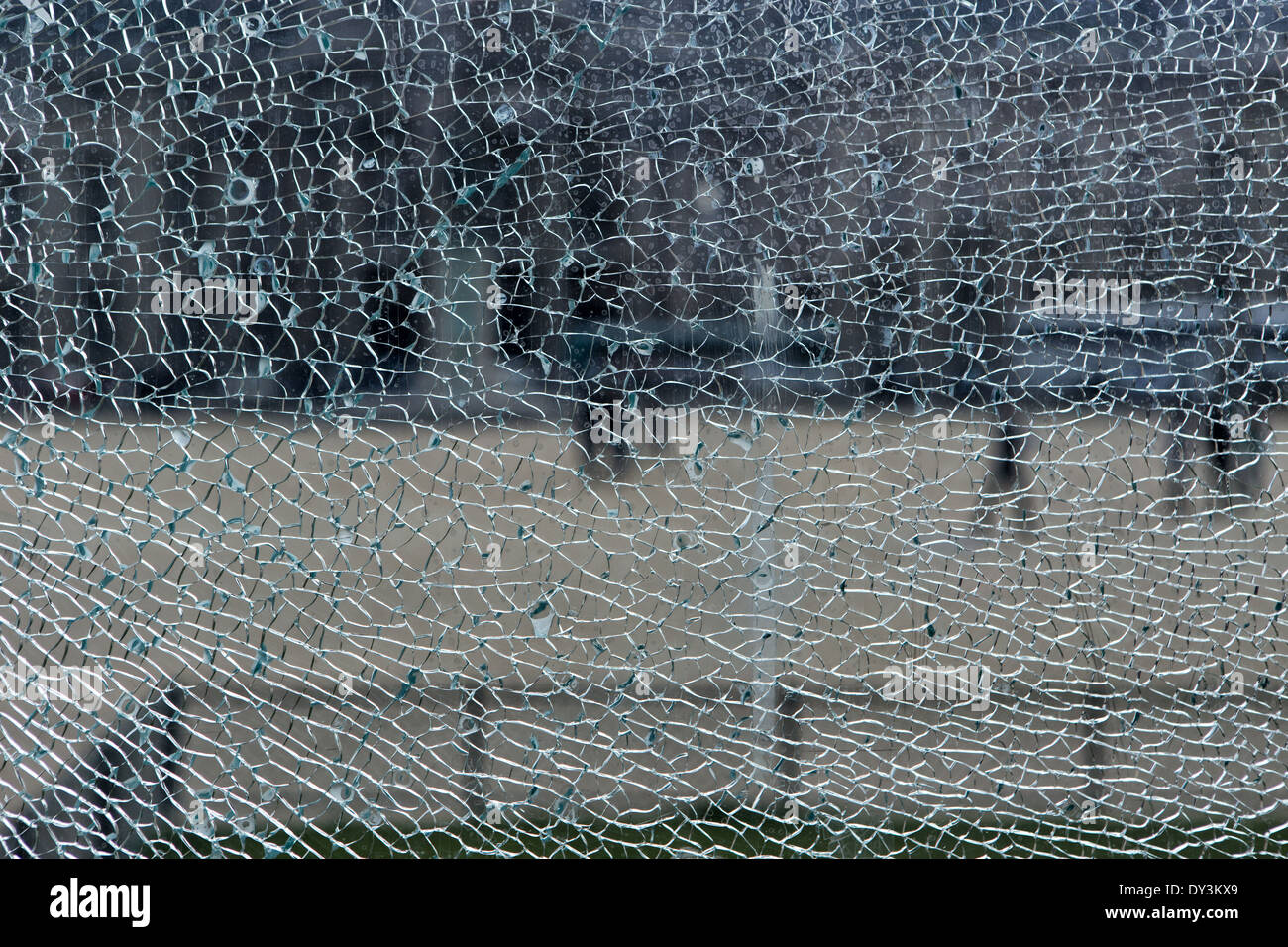 Broken glass texture background hi-res stock photography and images - Alamy