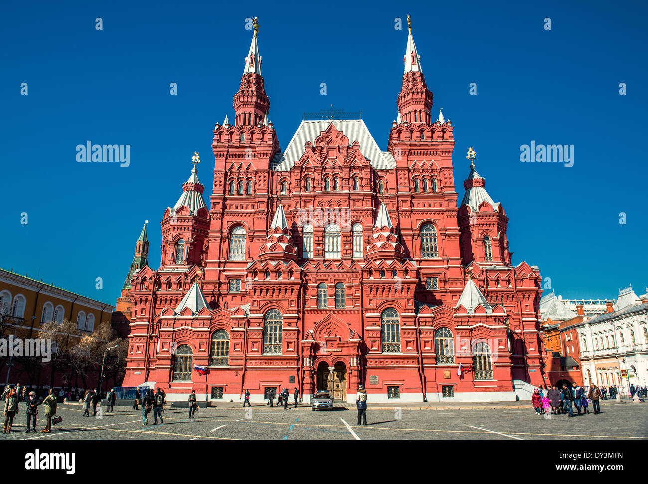The state historical museum in red square in moscow hi-res stock ...
