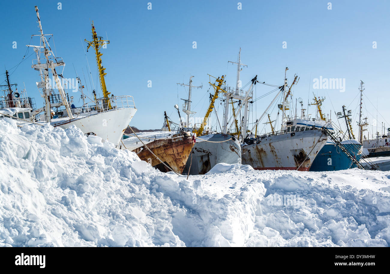Sunken russian ship hi-res stock photography and images - Alamy