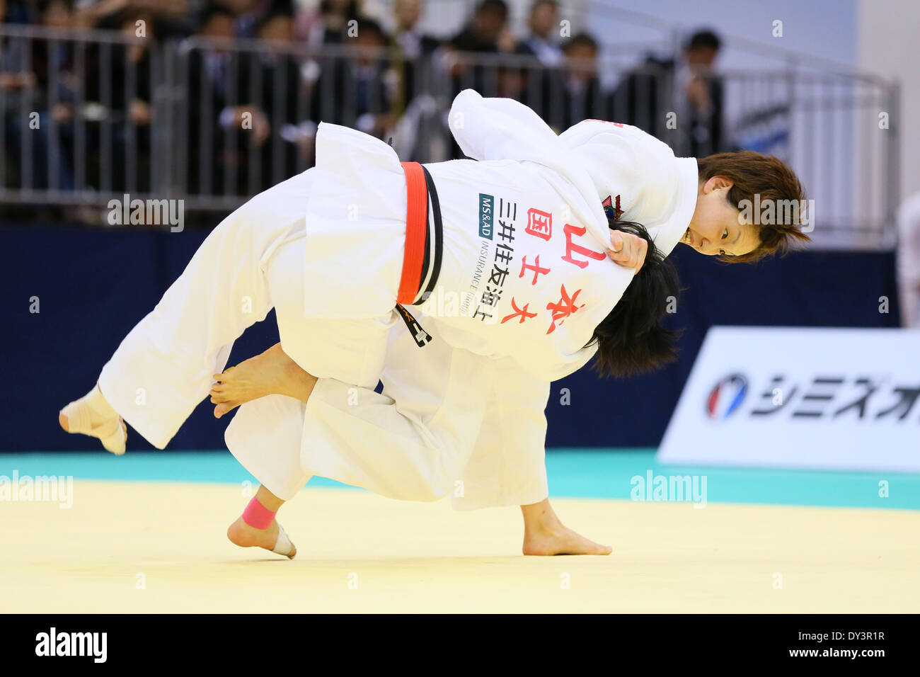 Fukuoka Convention Center, Fukuoka, Japan. 5th Apr, 2014. (L-R) Anzu Yamamoto, Nae Udaka, APRIL ...