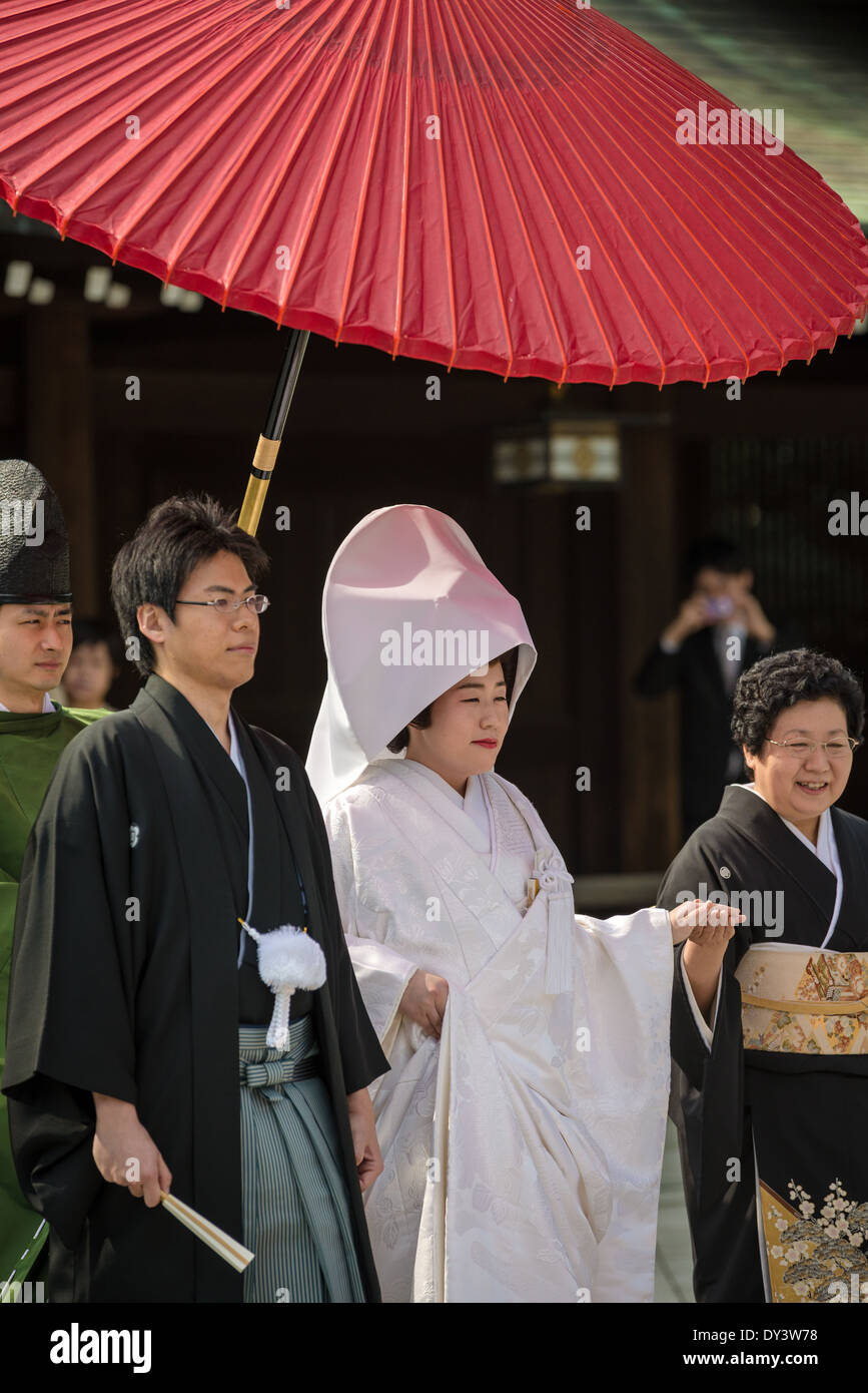 At traditional japanese shinto wedding ceremony at meiji jingu shrine ...