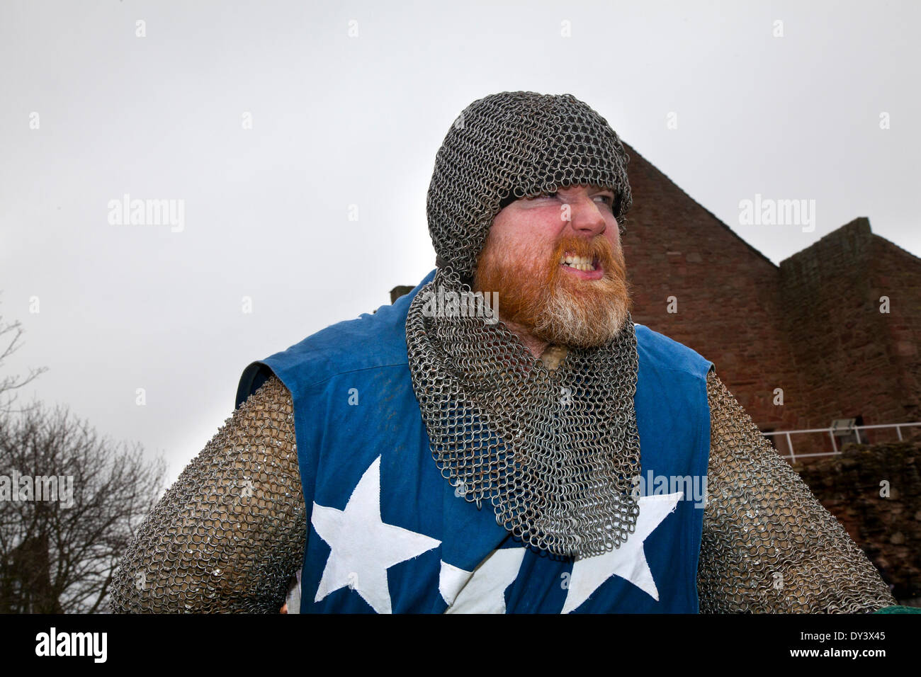 Re enactment scotland knight hi-res stock photography and images - Alamy