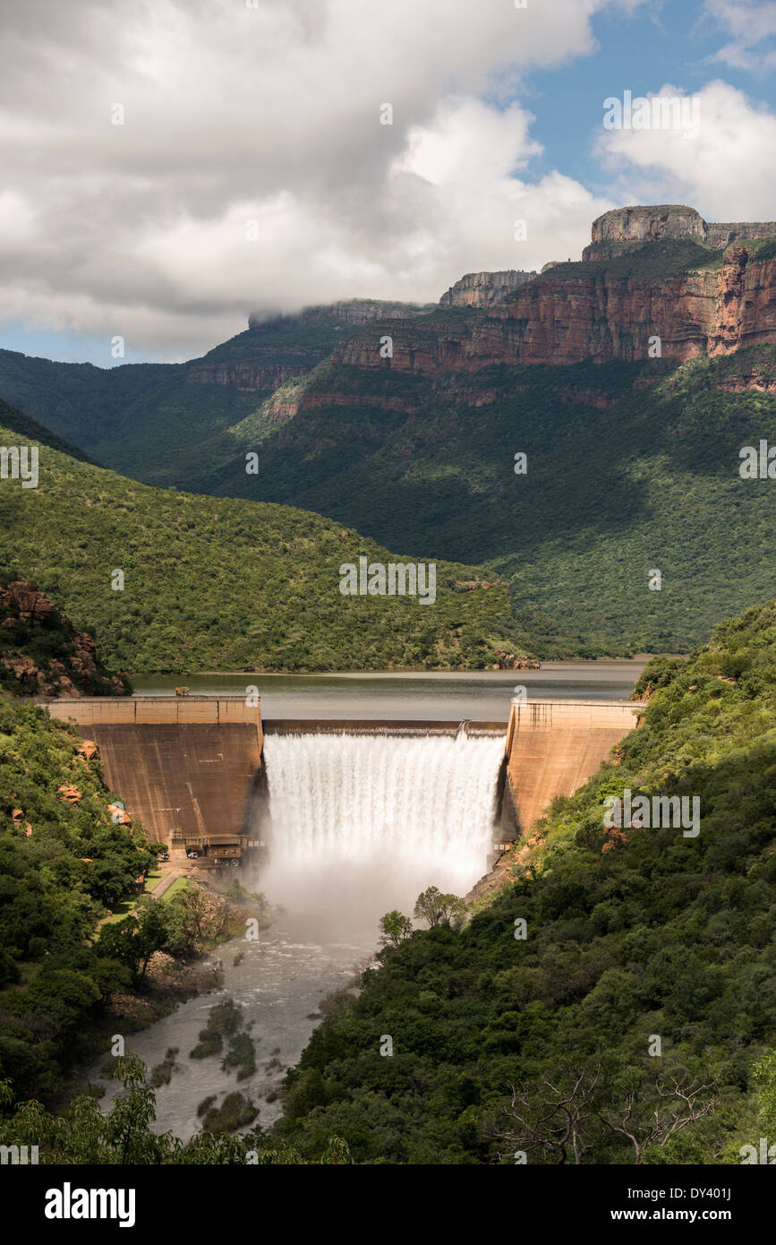 Swadini dam waterfall hi-res stock photography and images - Alamy