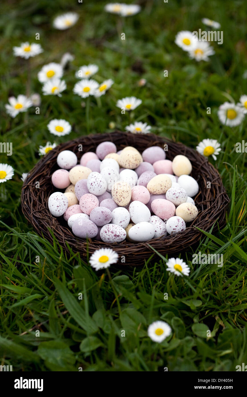 Mini baskets hi-res stock photography and images - Alamy