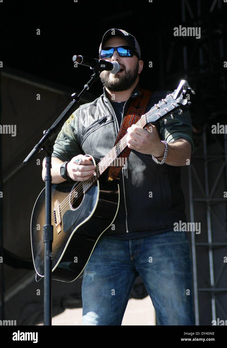Tyler Farr in attendance for 2nd Annual ACM Party for a Cause Festival ...
