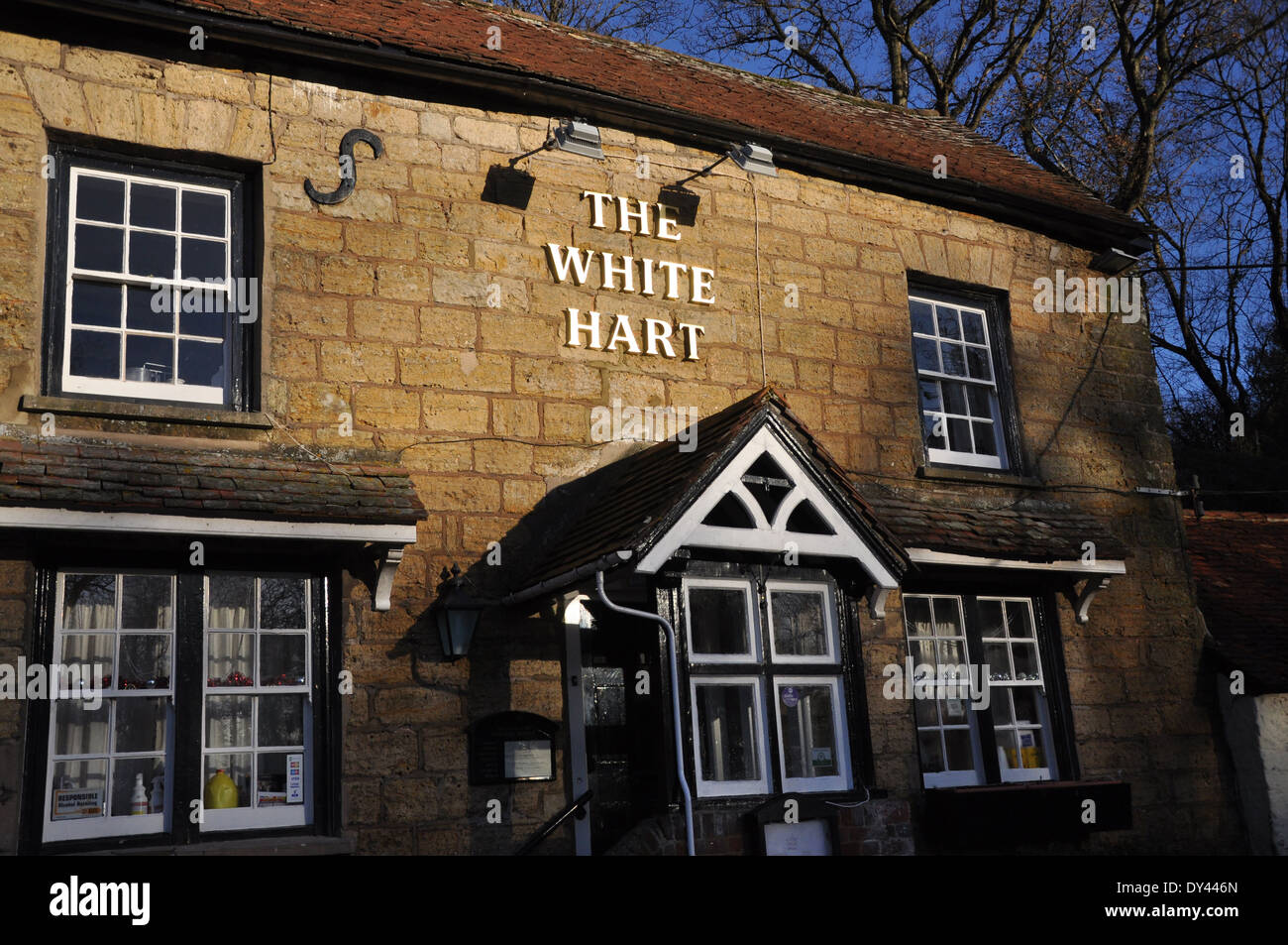 The White Hart pub at Stopham Bridge, Pulborough, West Sussex, UK Stock ...