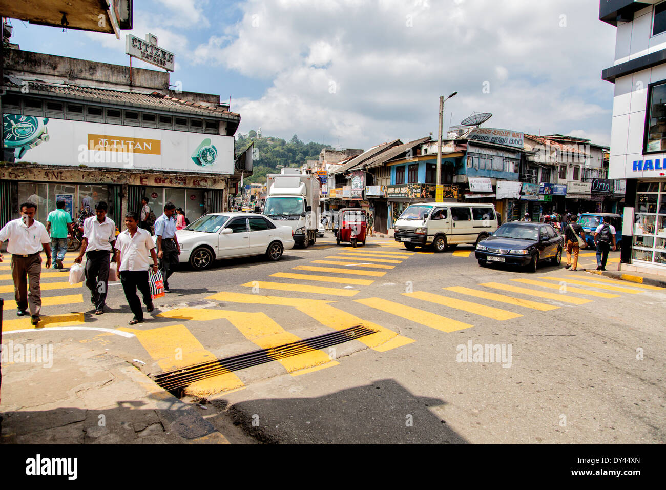 Busy shopping street in kandy hi-res stock photography and images - Alamy