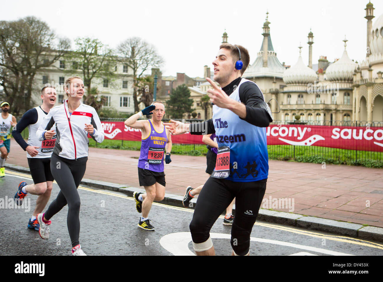 Brighton marathon uk hi-res stock photography and images - Alamy