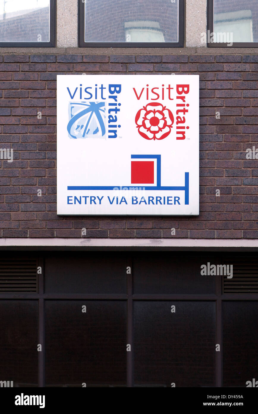 Visit england logo hi-res stock photography and images - Alamy