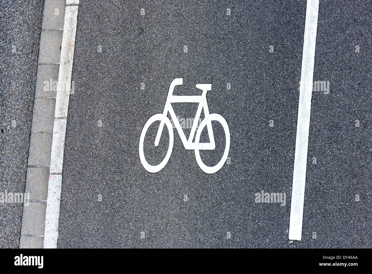 Bicycle Road Sign On The Street Stock Photo - Alamy