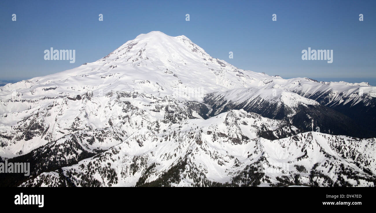Mount rainier aerial hi-res stock photography and images - Alamy