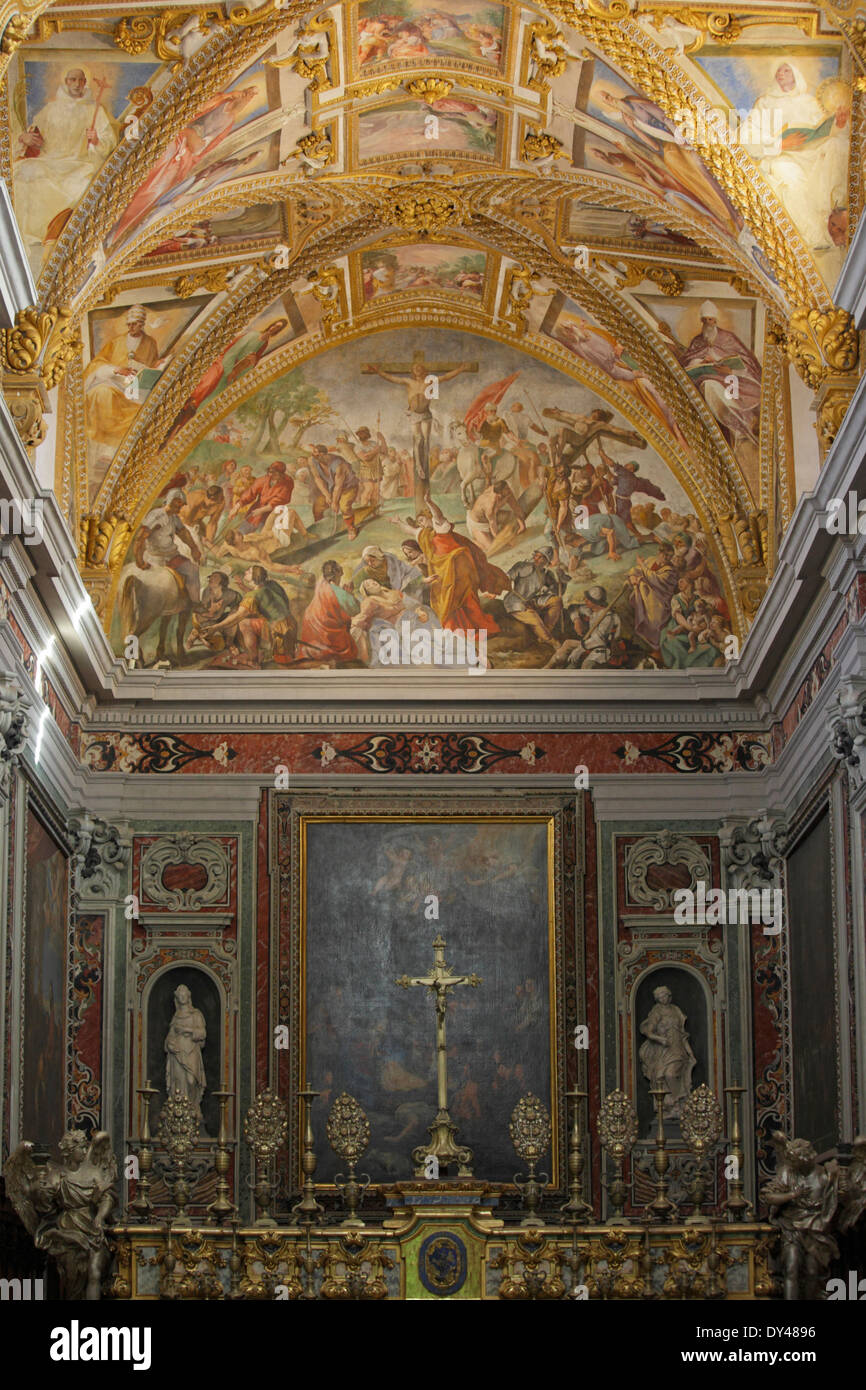 Altar and frescoes of St. Martin's Charterhouse, Naples, Italy Stock ...