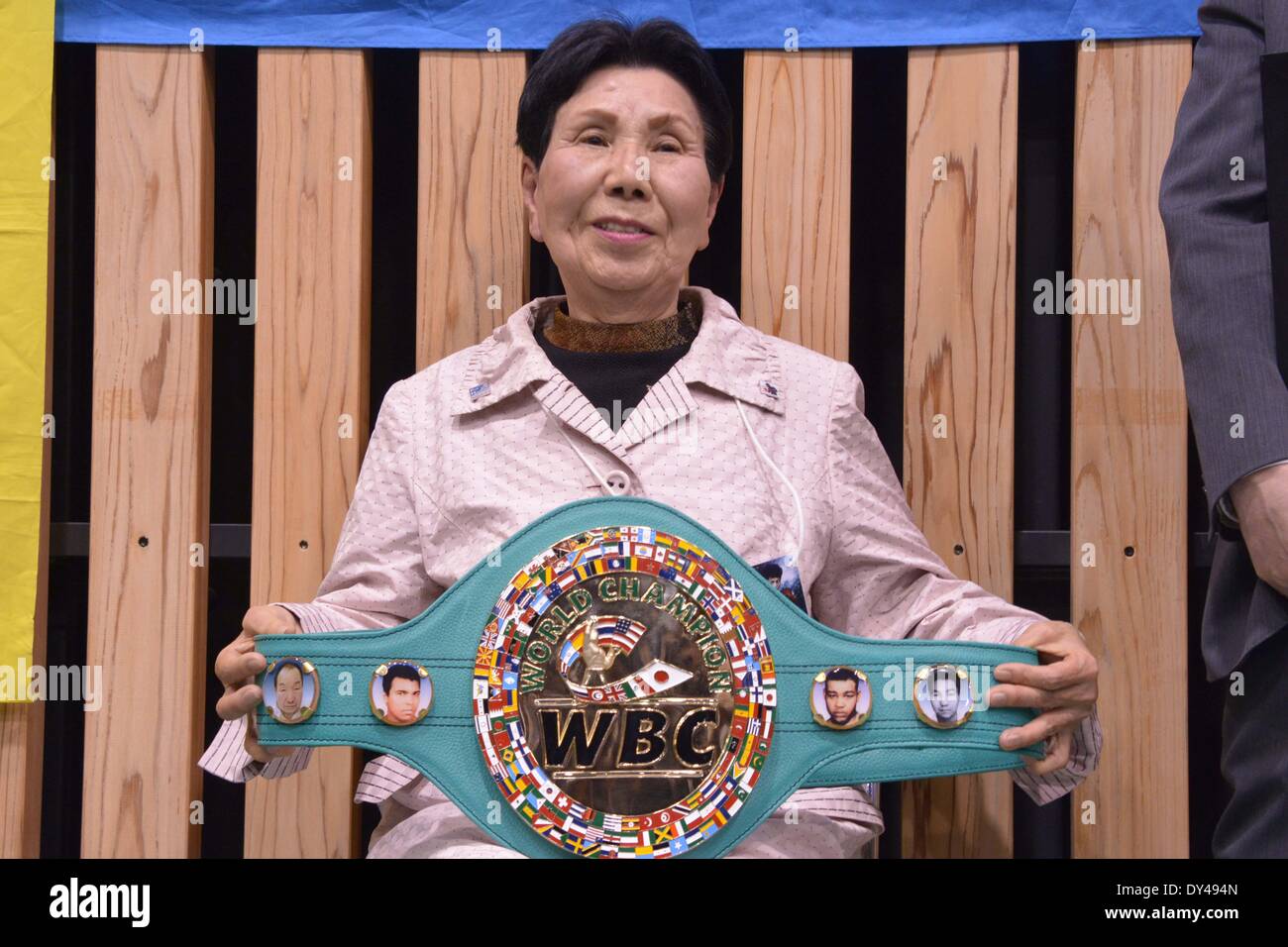 Tokyo, Japan. 6th Apr, 2014. Sister of Iwao, Hideko Hakamada is ...