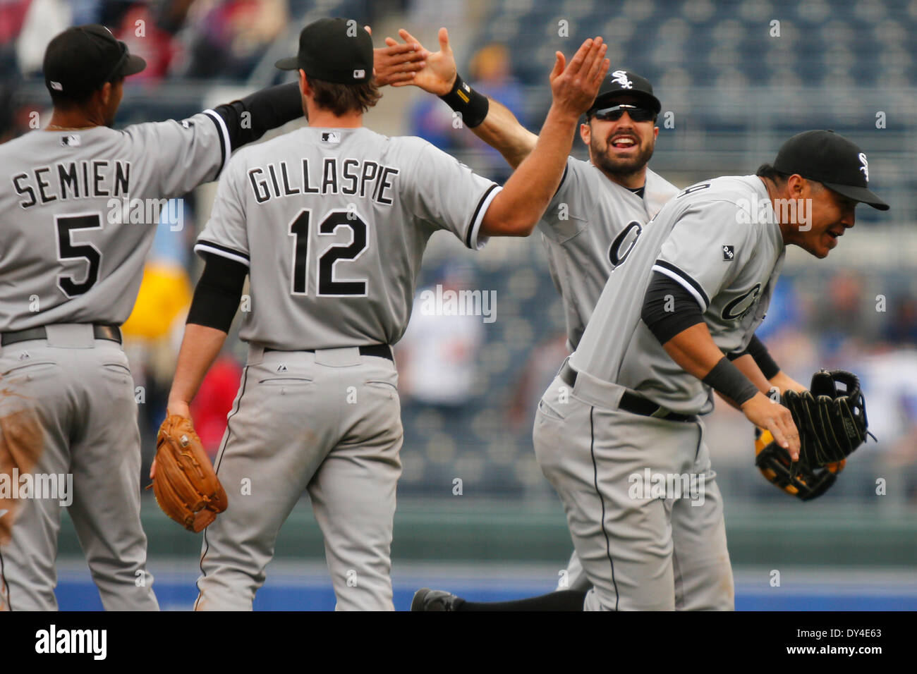 Kansas City, MO, USA. 6th Apr, 2014. April 06, 2014: Conor Gillaspie ...