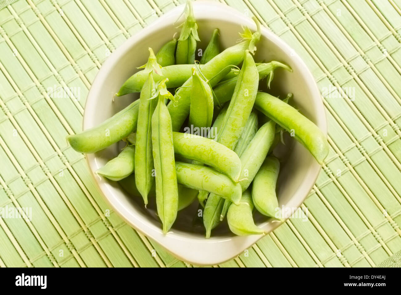 Organic pea hi-res stock photography and images - Alamy