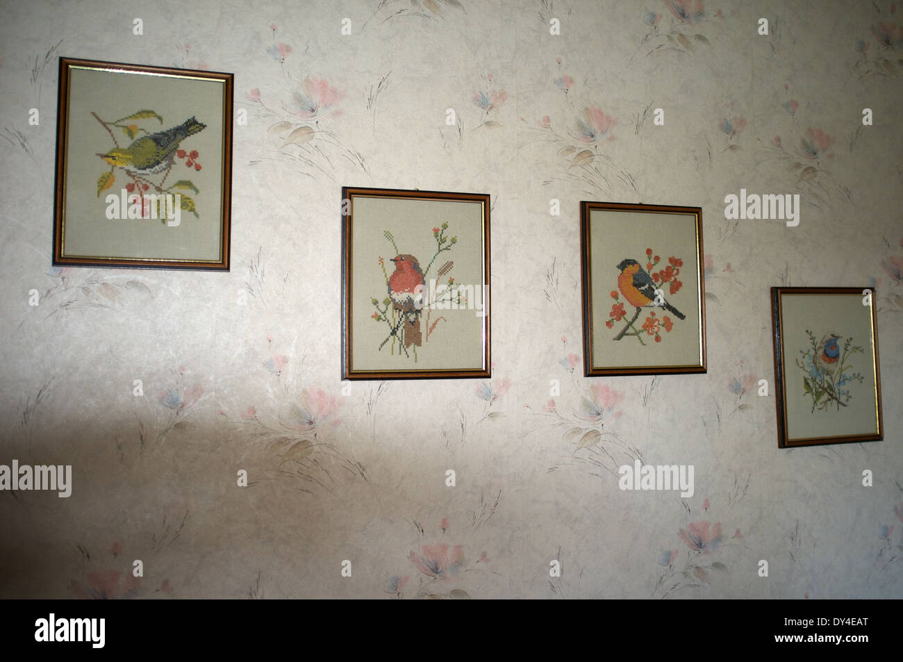 Embroidery frames hi-res stock photography and images - Alamy