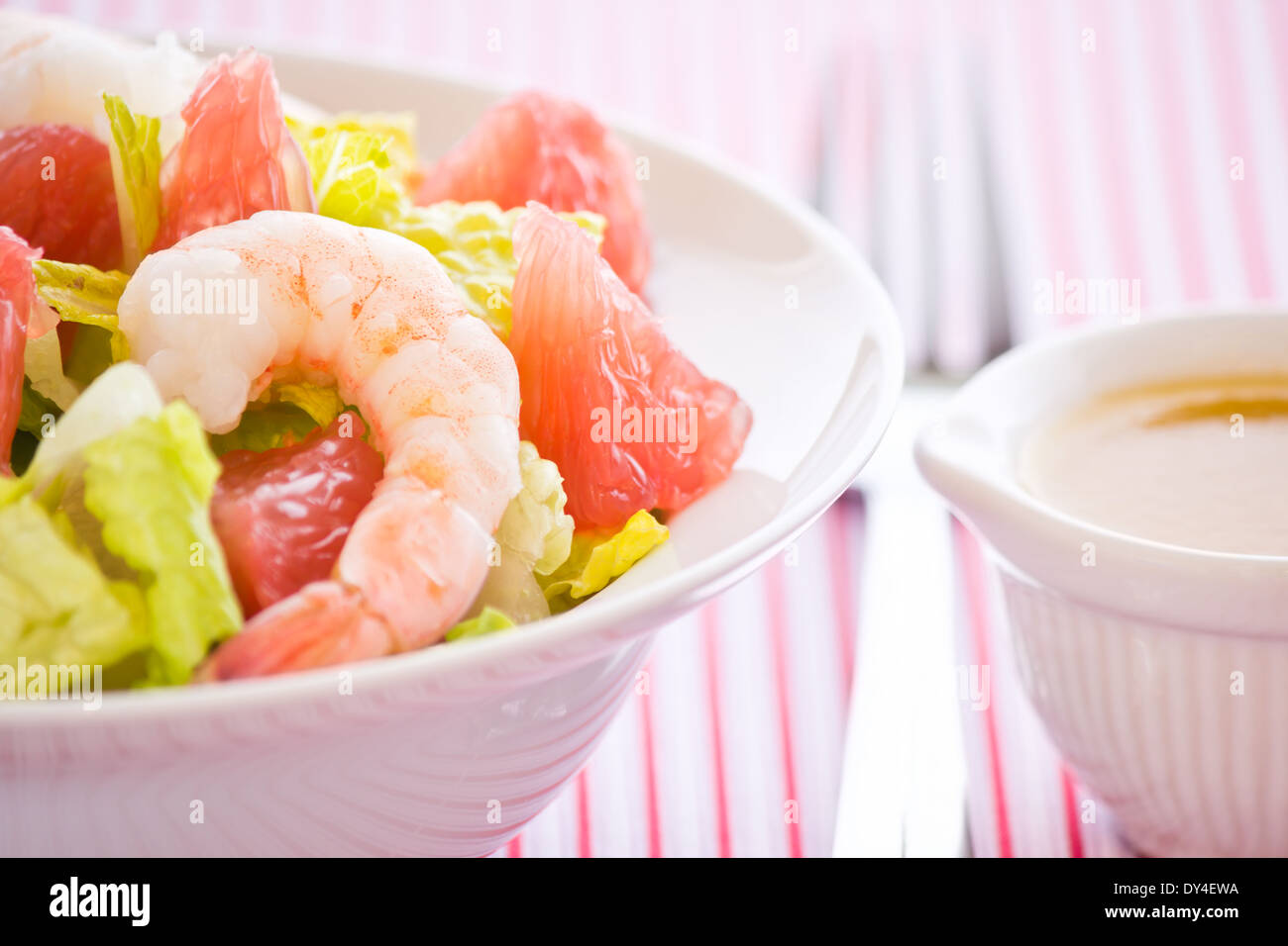 Healthy Shrimp and Grapefruit Salad with Grapefruit Vinaigrette Stock ...