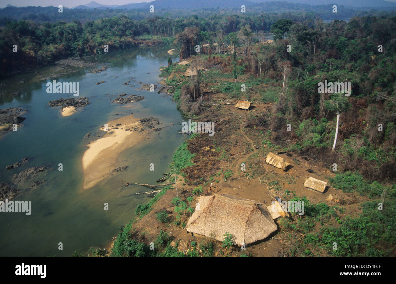 Yanomami hut hi-res stock photography and images - Alamy