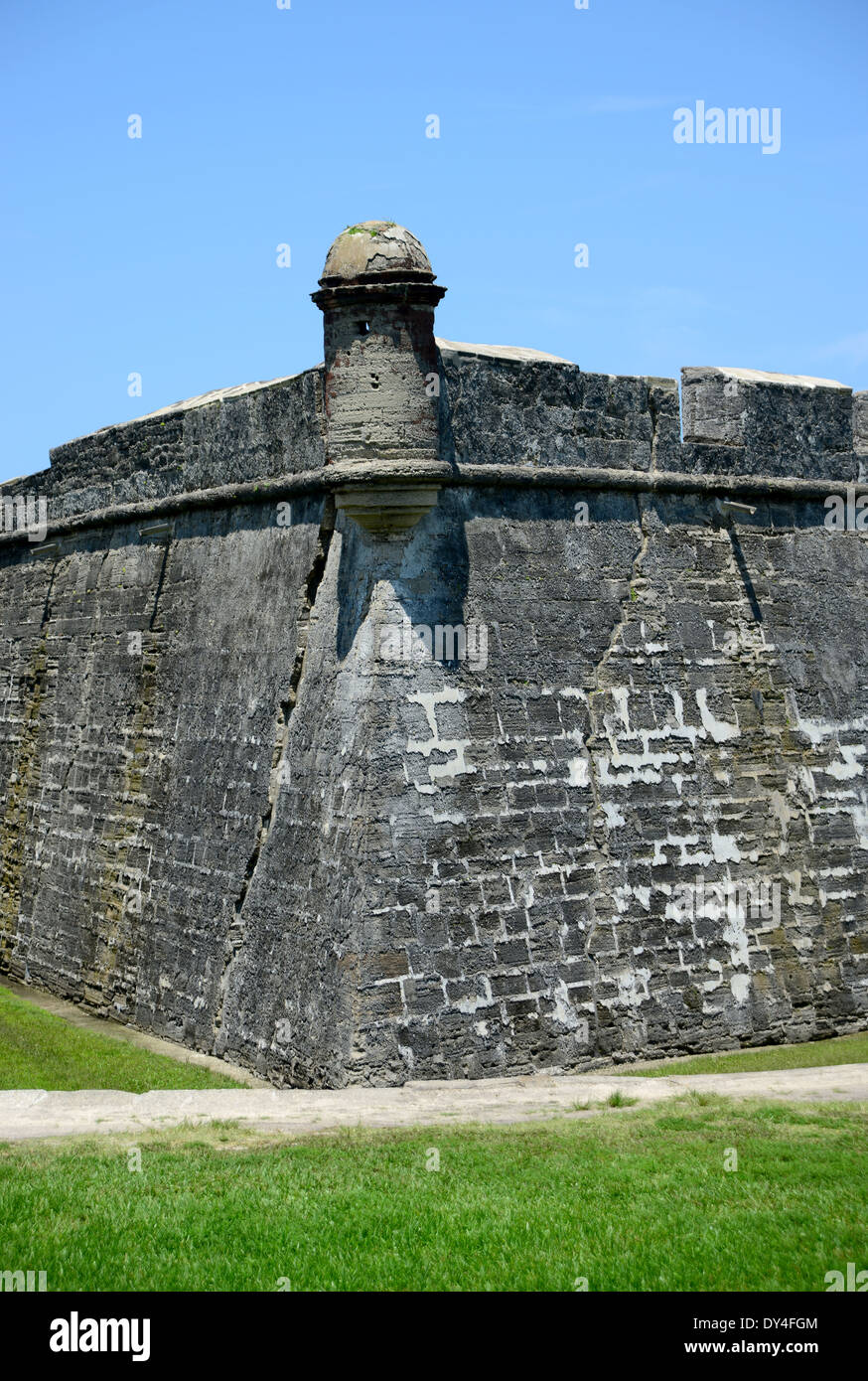 Historic Castillo de San Marcos fort in St. Augustine, florida - oldest ...