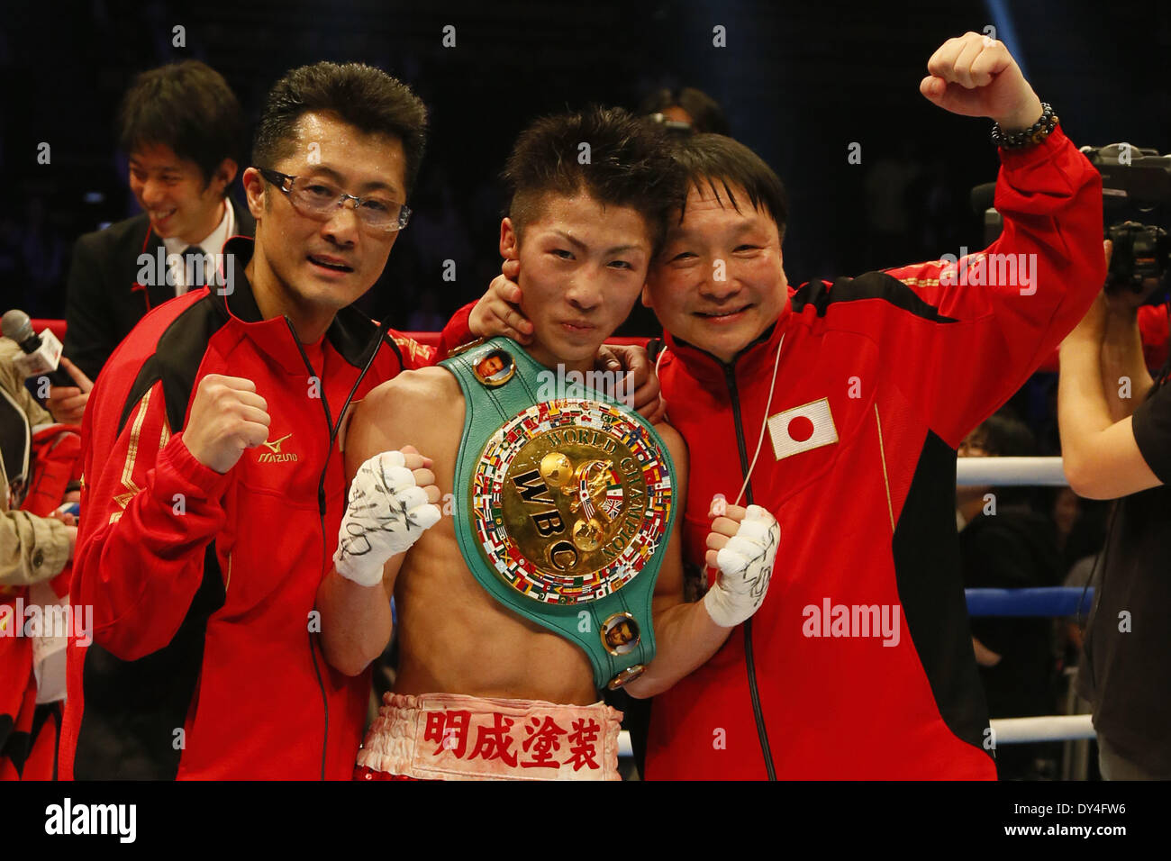 Naoya inoue shingo inoue april hi-res stock photography and images - Alamy