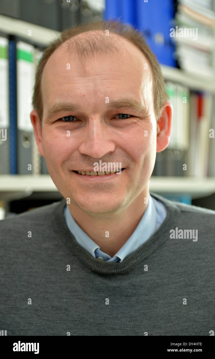 Neurobiologist hi-res stock photography and images - Alamy