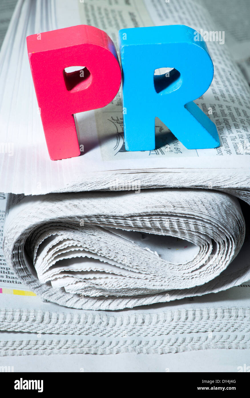 Newspaper letters hi-res stock photography and images - Alamy