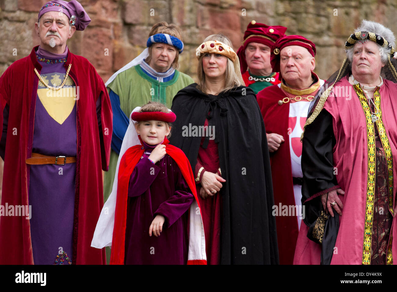 Arbroath, Scotland, UK 6th April, 2014. Performers and re-enactors at ...