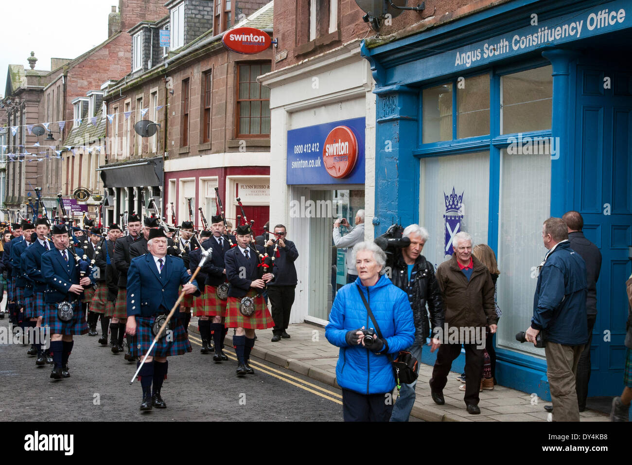 Scottish nobles hi-res stock photography and images - Alamy
