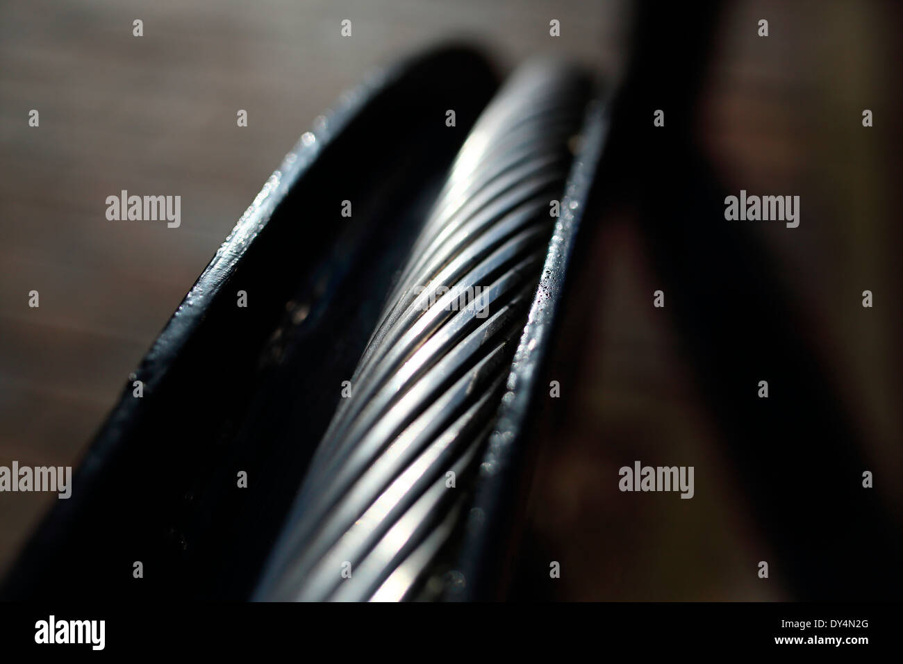 Steel cable hi-res stock photography and images - Alamy