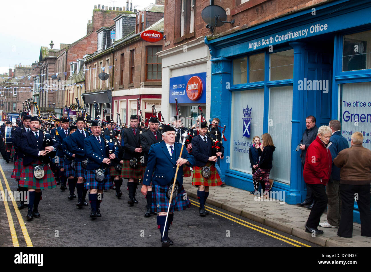 Scottish nobles hi-res stock photography and images - Alamy