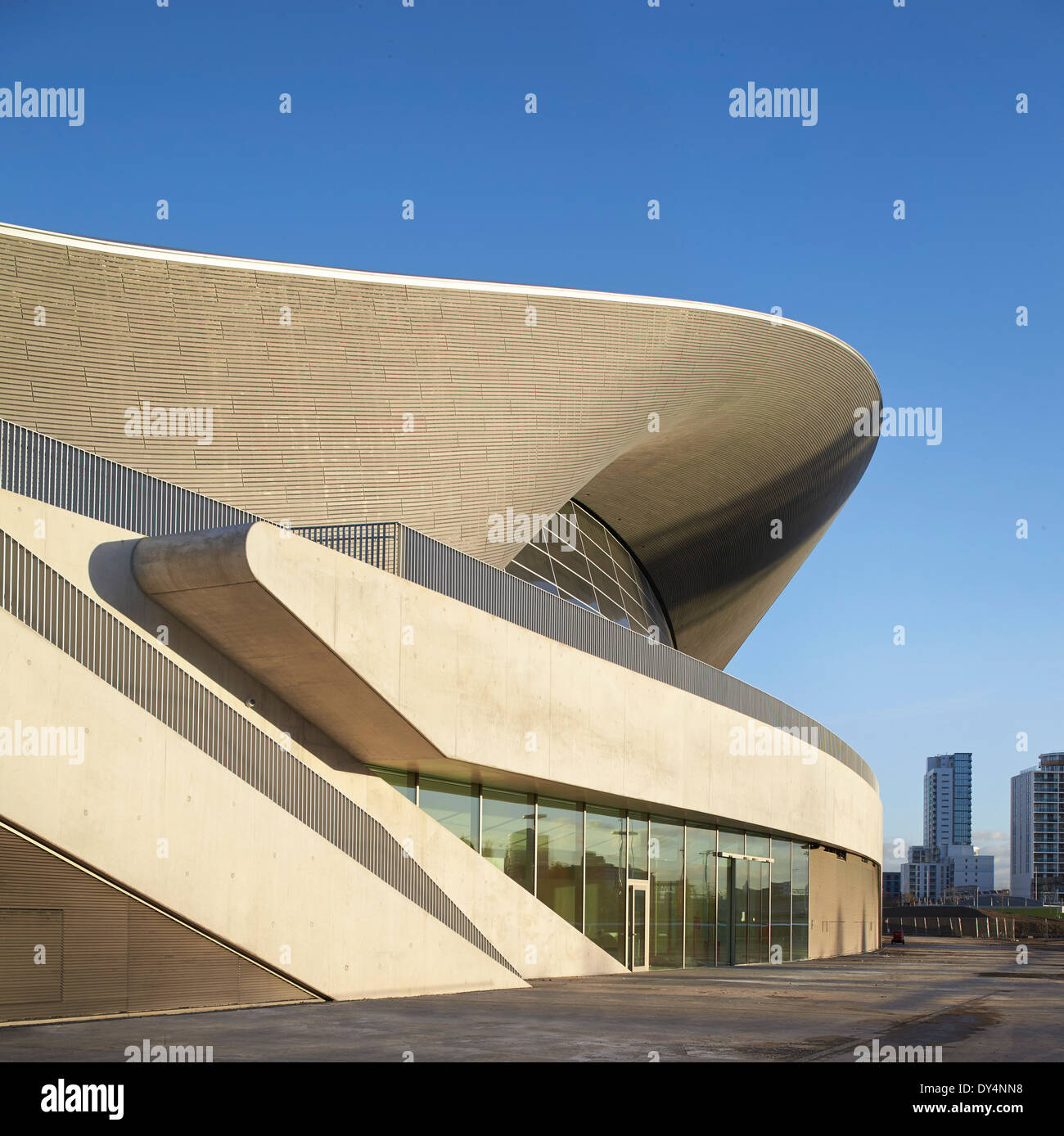 London aquatics center zaha hadid hi-res stock photography and images ...