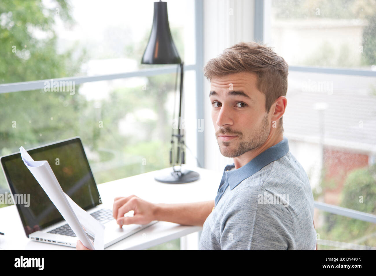 Workstation at home hi-res stock photography and images - Alamy