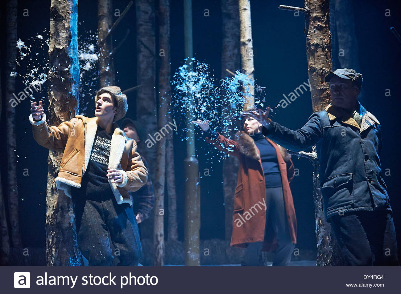Actors In Stage High Resolution Stock Photography and Images - Alamy