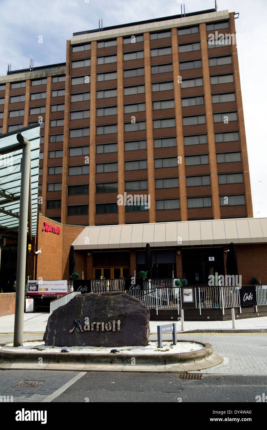 Marriott hotel cardiff hi-res stock photography and images - Alamy