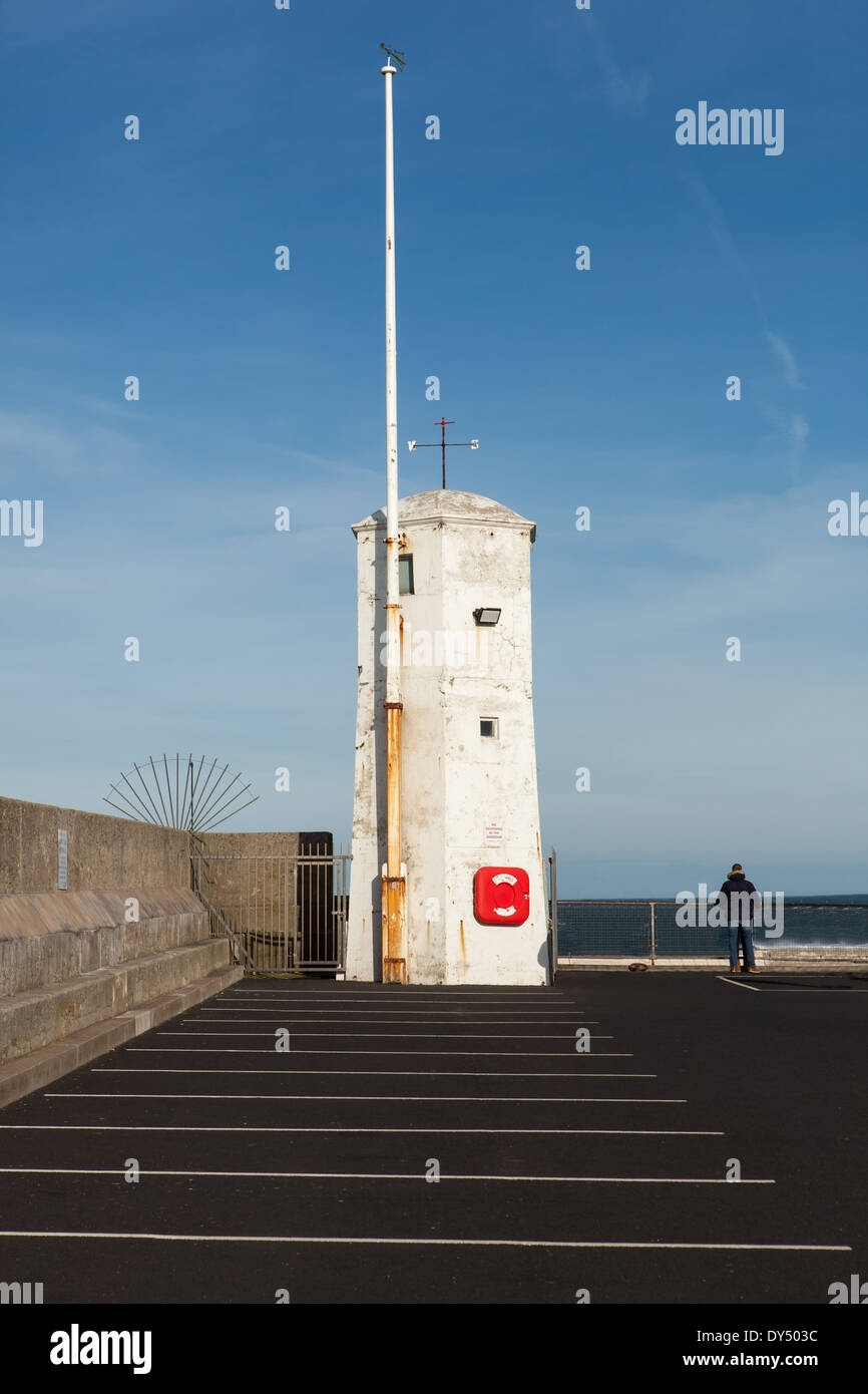 Lighthouse on Seahouses Quayside, Northumberland, England Stock Photo ...