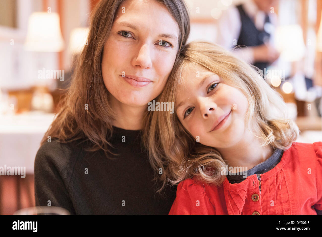 Female server restaurant hi-res stock photography and images - Alamy