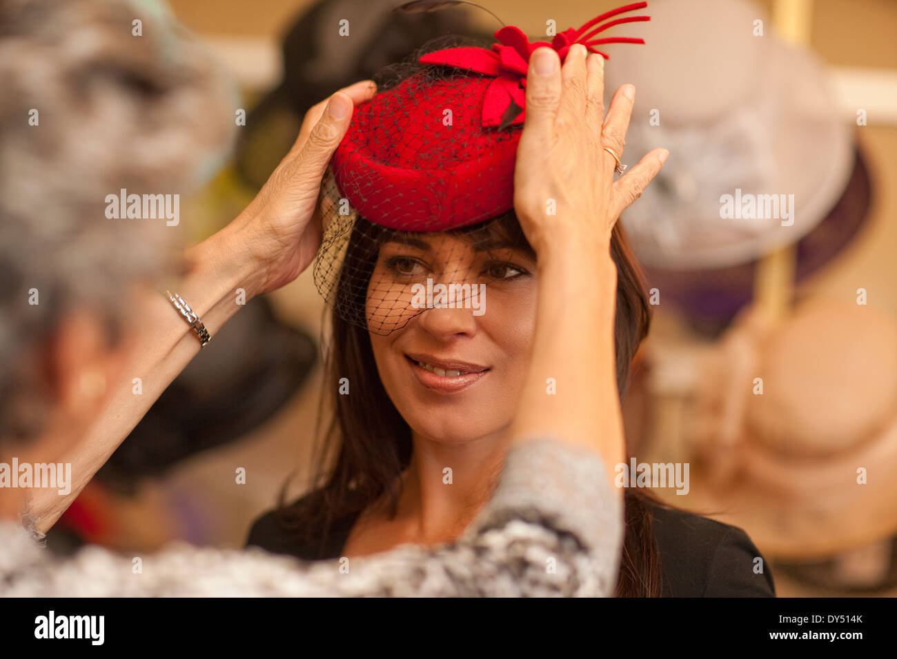 Measure your head hat hi-res stock photography and images - Alamy