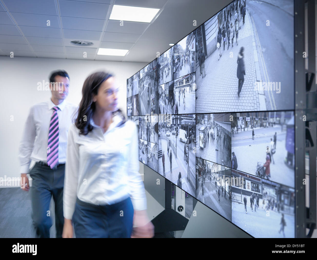 Security surveillance control room hi-res stock photography and images ...
