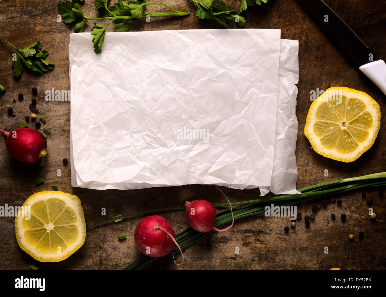 Food background with blank paper in the middle Stock Photo - Alamy