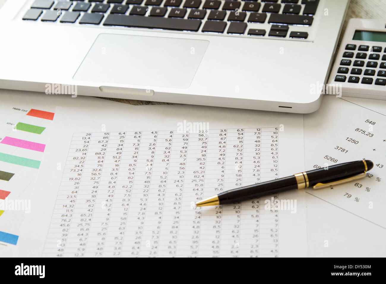 Check calculations hi-res stock photography and images - Alamy