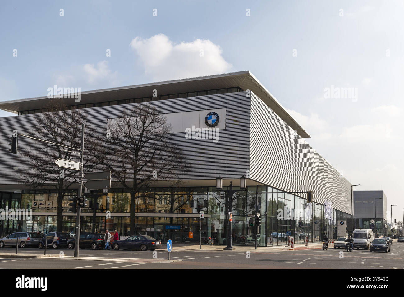 The bmw branch berlin hi-res stock photography and images - Alamy