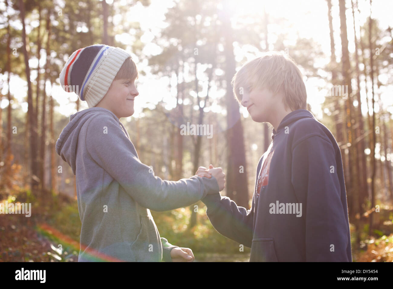 Children Shaking Hands High Resolution Stock Photography and Images - Alamy