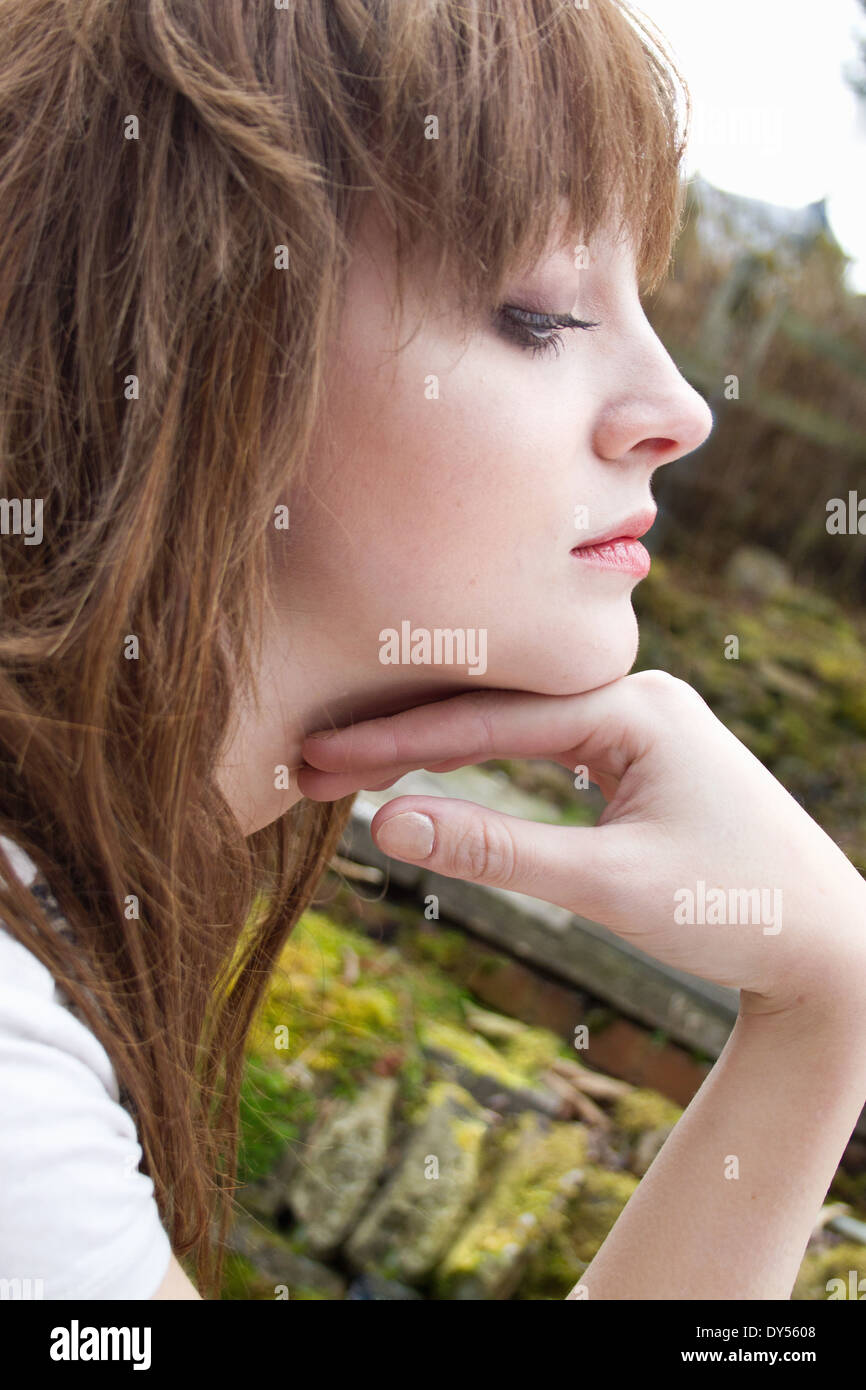 Hand profile hi-res stock photography and images - Alamy