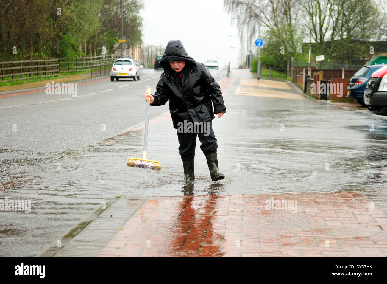 Flash rain showers hi-res stock photography and images - Alamy
