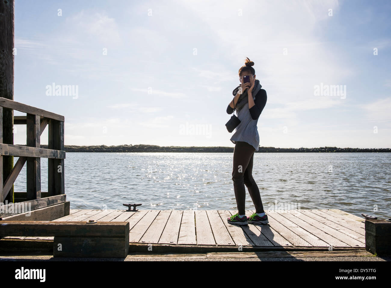 Young women of columbia hi-res stock photography and images - Alamy