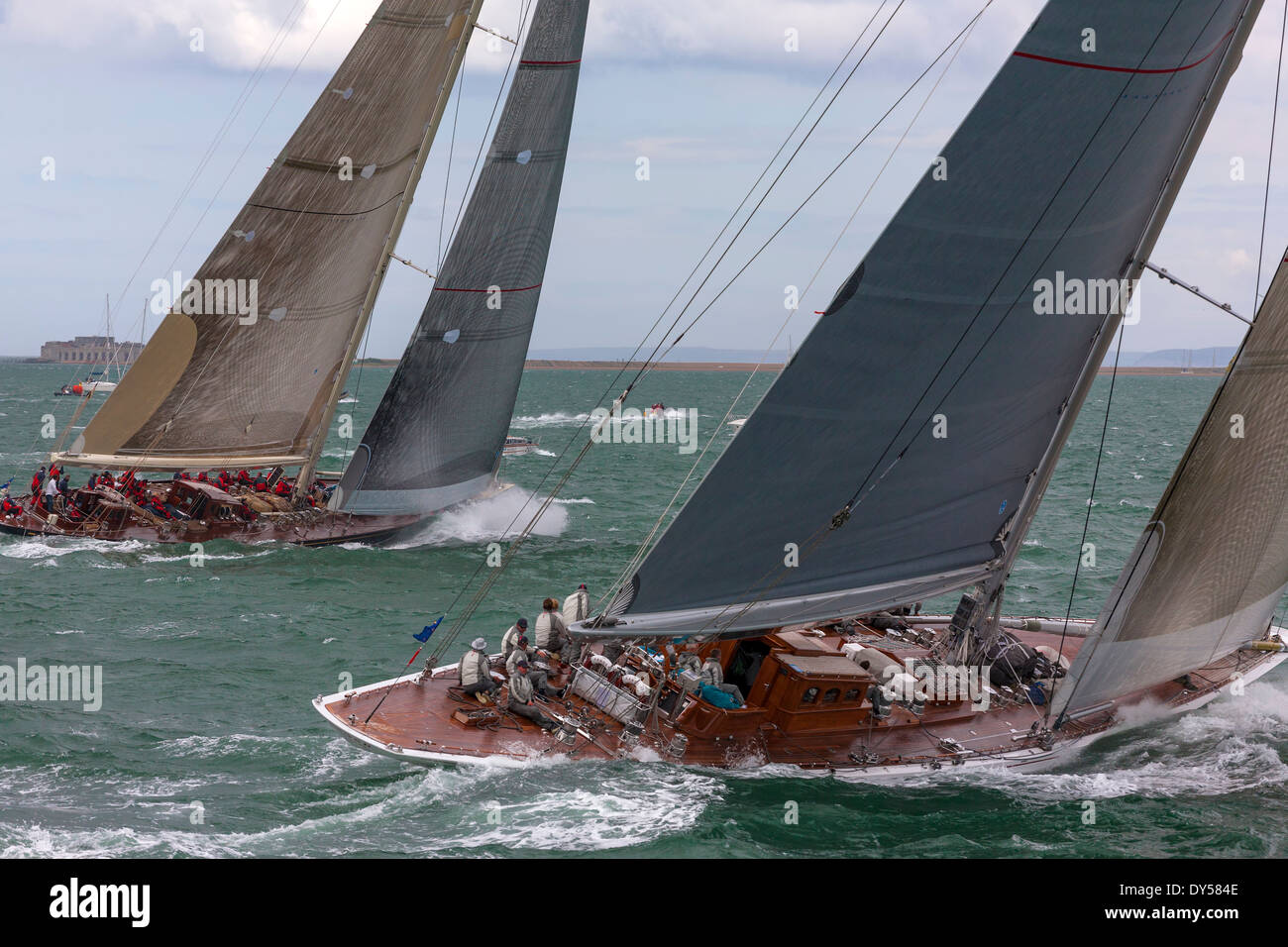 J-Class yachts "Ranger" (J5) and "Velsheda" (K7) power towards the ...