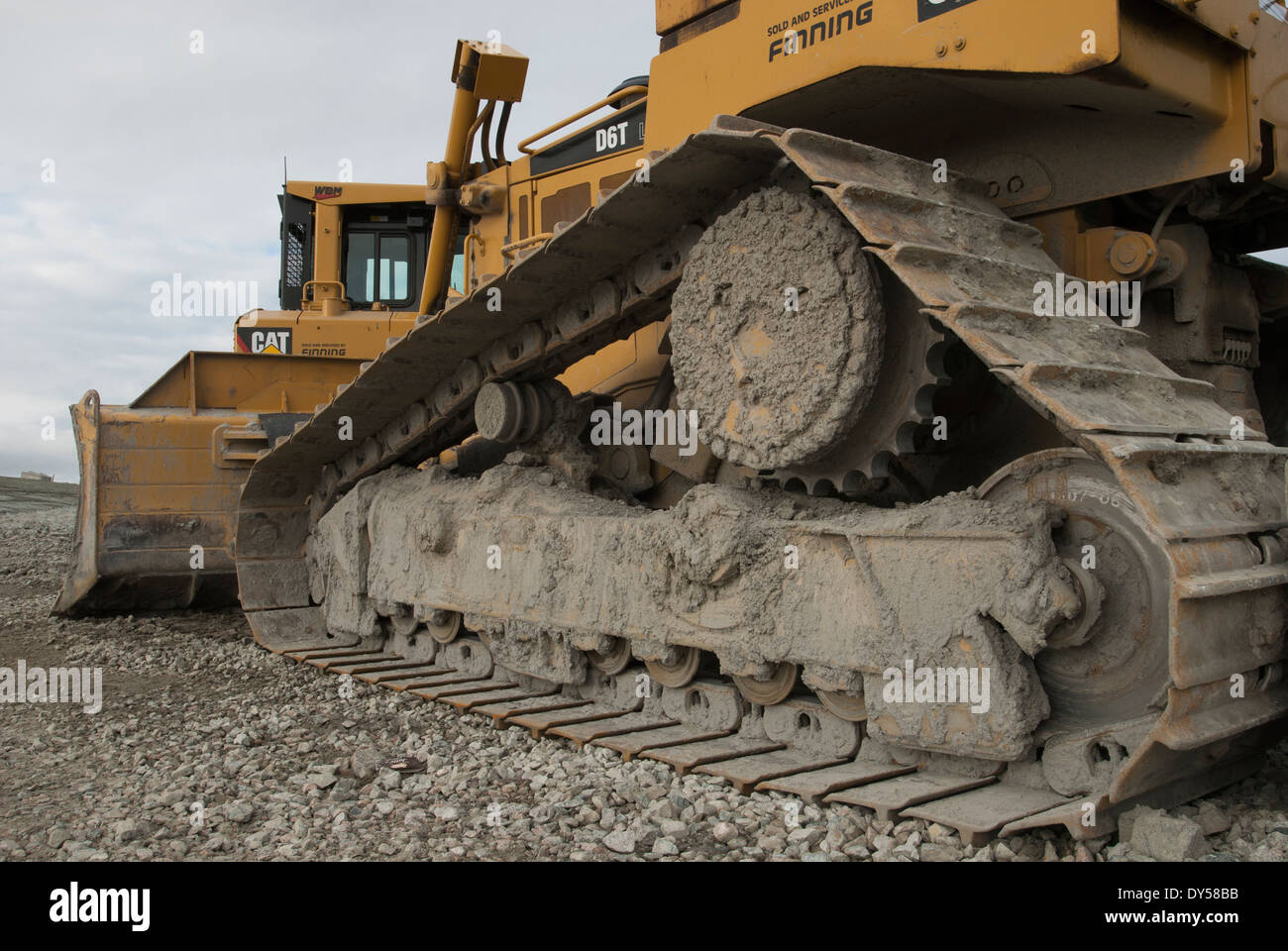 Caterpillar caterpillar tracks construction tracks construction hi-res ...