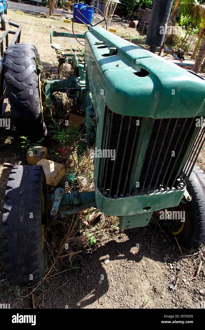 ancient tractor in Nicaragua Stock Photo - Alamy