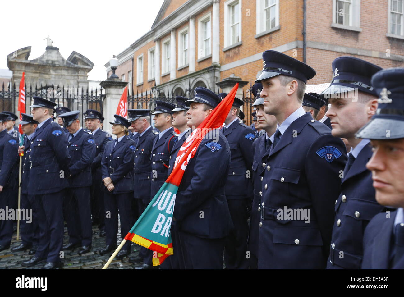 Dublin fire brigade ambulance hi-res stock photography and images - Alamy