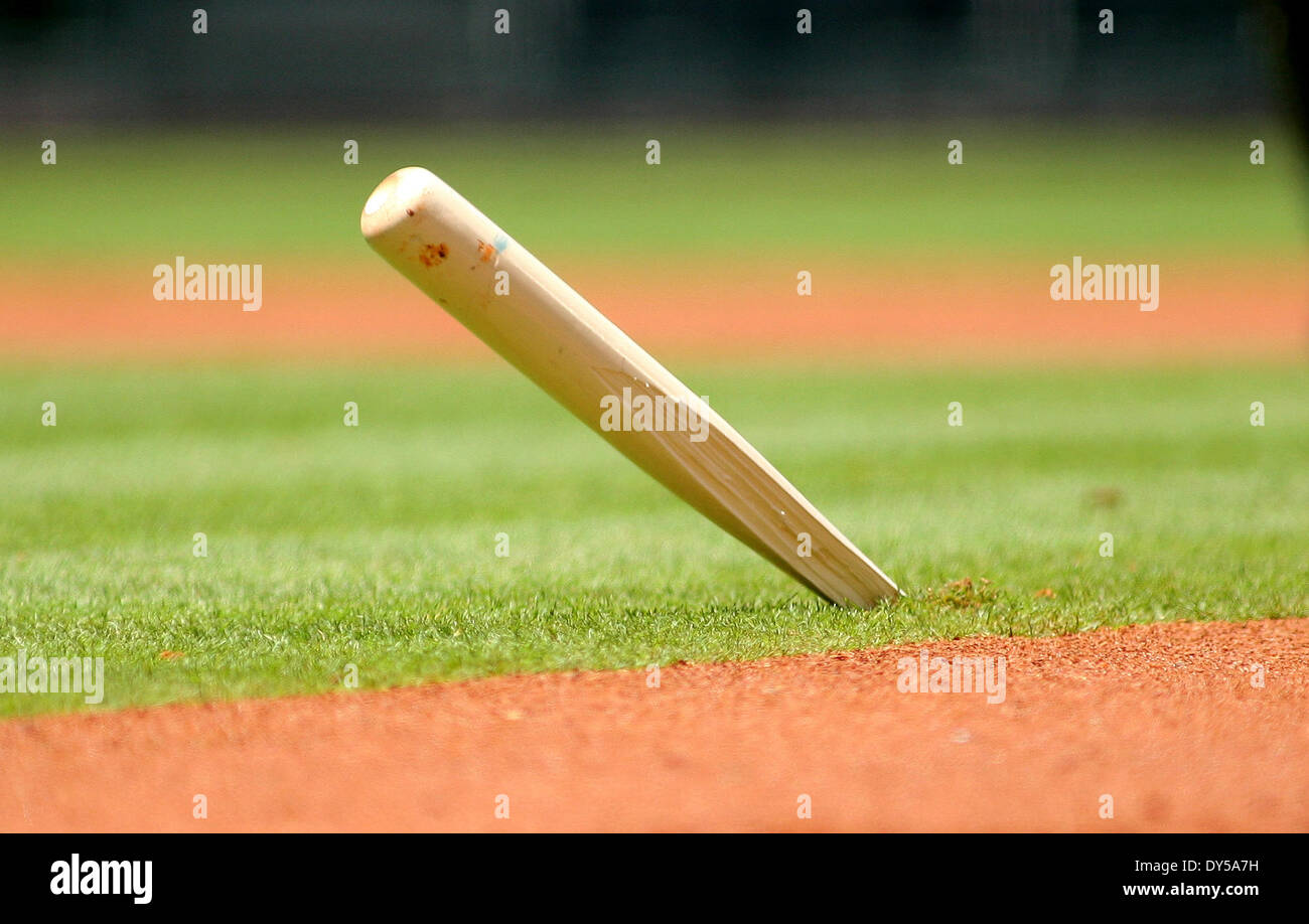 Houston, Texas, USA. 7th Apr, 2014. APR 07 2014: The shattered bat of ...
